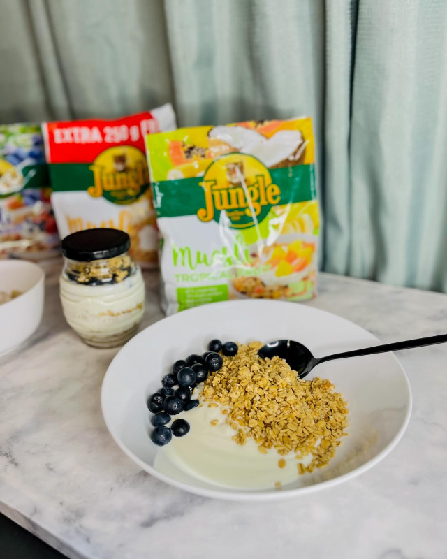 Jungle - Jungle Muesli Granola (750g) Review - Brand Advisor - Cereals ...