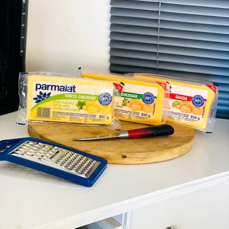 Parmalat Hard Cheese - PARMALAT HARD CHEESE BLOCK - WHITE CHEDDAR 850G ...