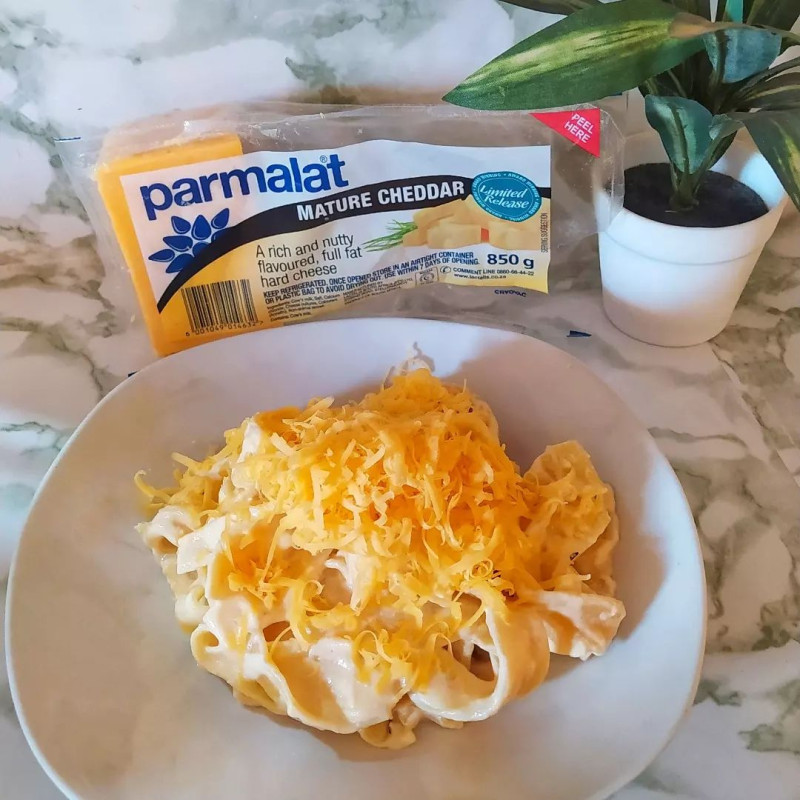 PARMALAT HARD CHEESE BLOCK – MATURE CHEDDAR 850G | Brand Advisor
